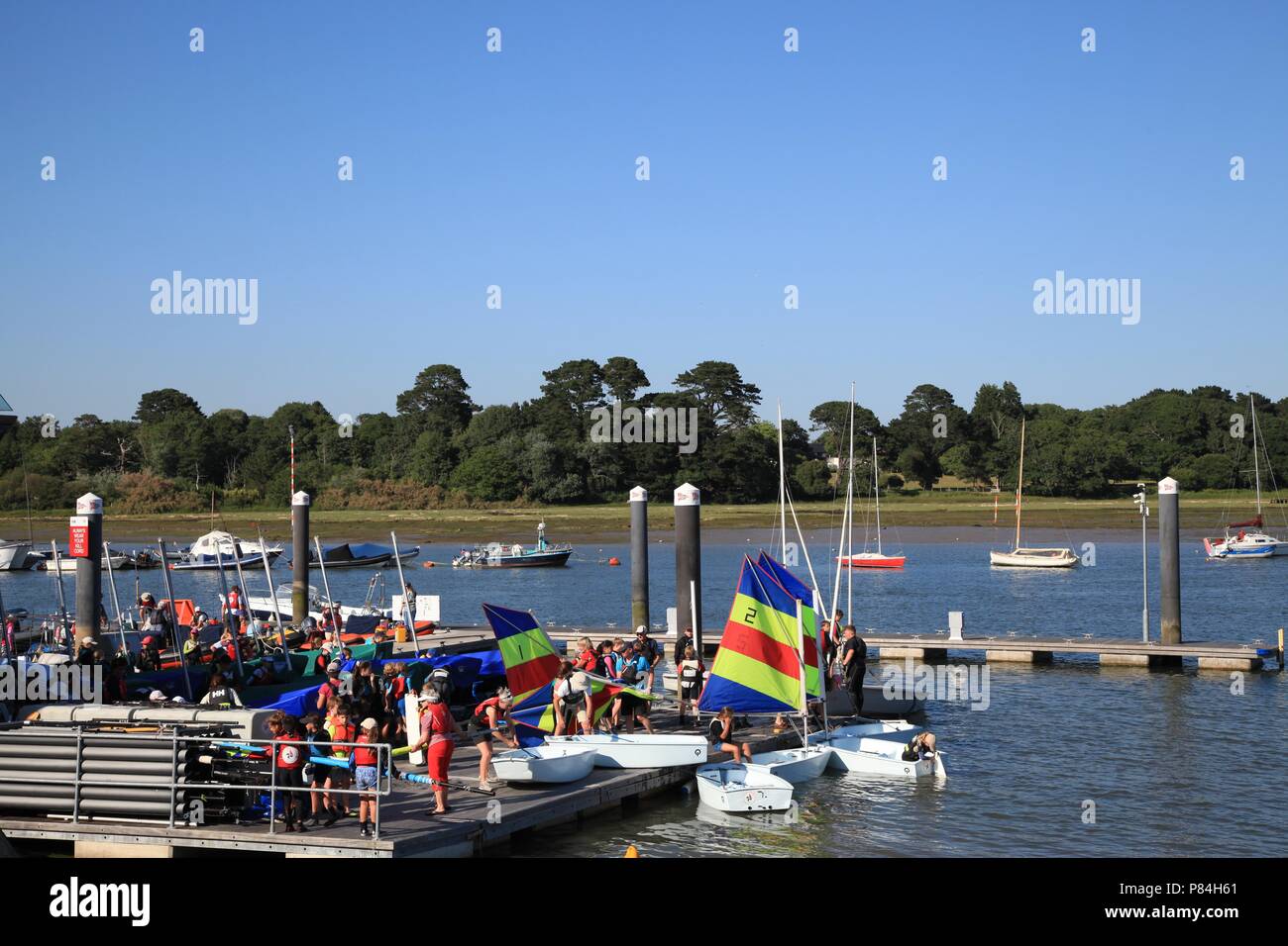 Lyminton hampshire hi-res stock photography and images - Alamy