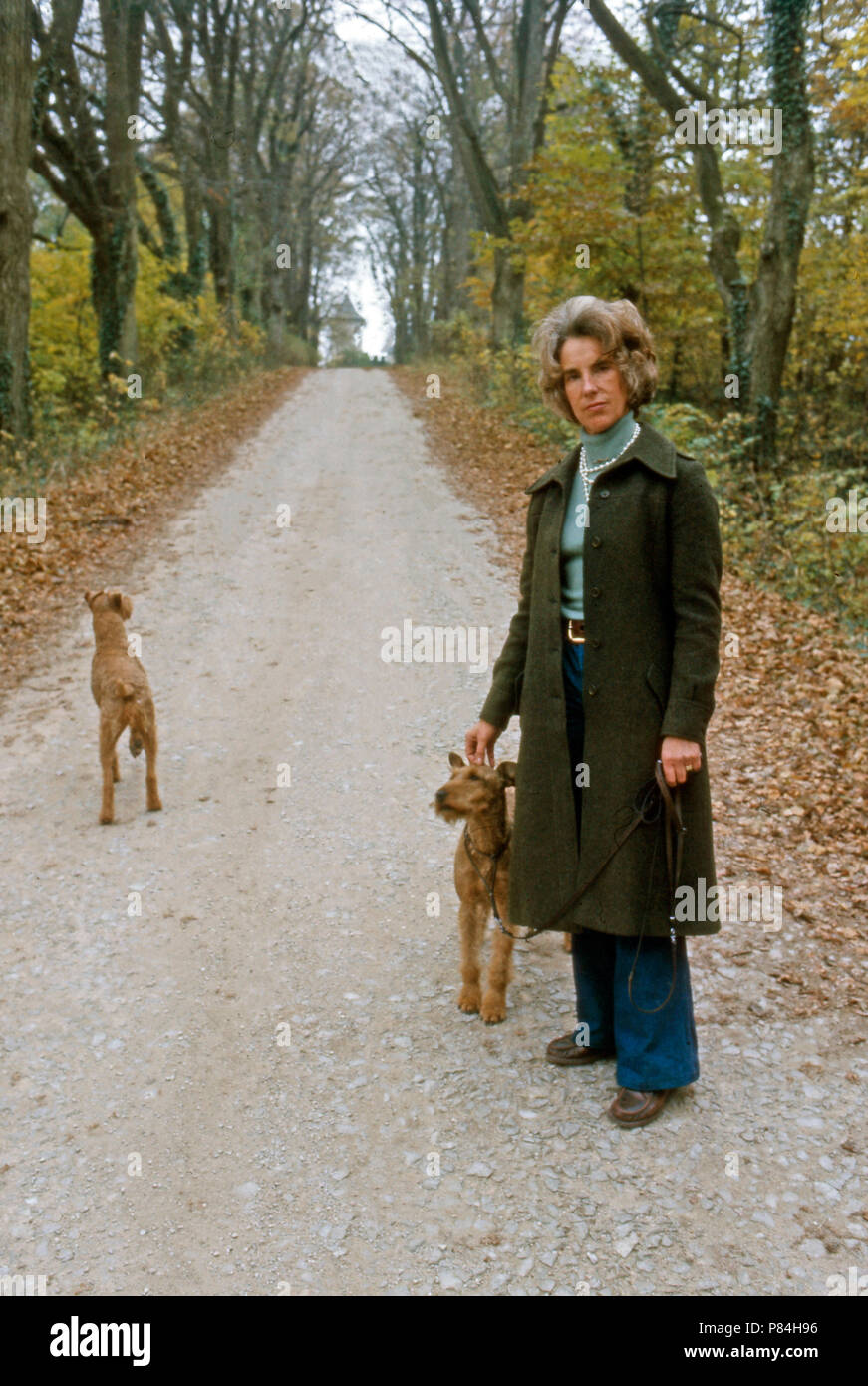 Oculi Gräfin Stauffenberg mit ihren Irish Terrier Hunden auf Schloss ...
