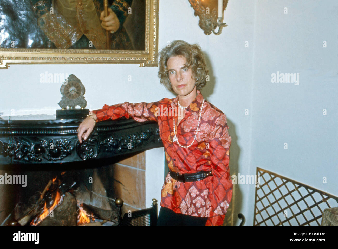 Oculi Gräfin Stauffenberg im Kaminzimmer von Schloss Greifenstein in ...