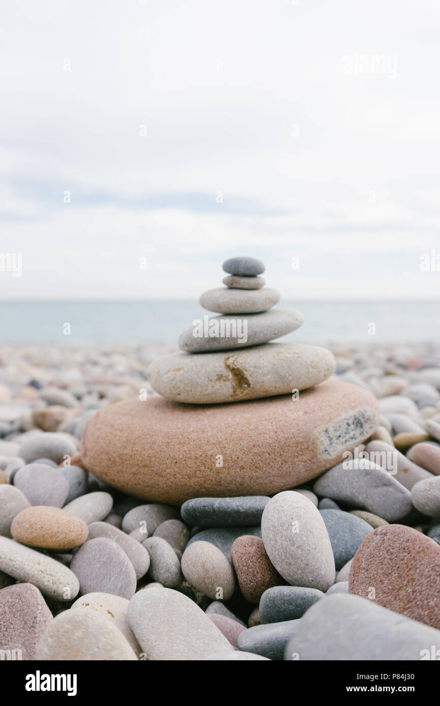 Stones bunch hi-res stock photography and images - Alamy