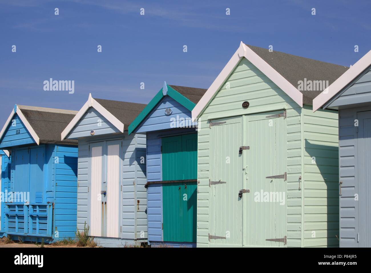 Mudeford beach huts hi-res stock photography and images - Alamy