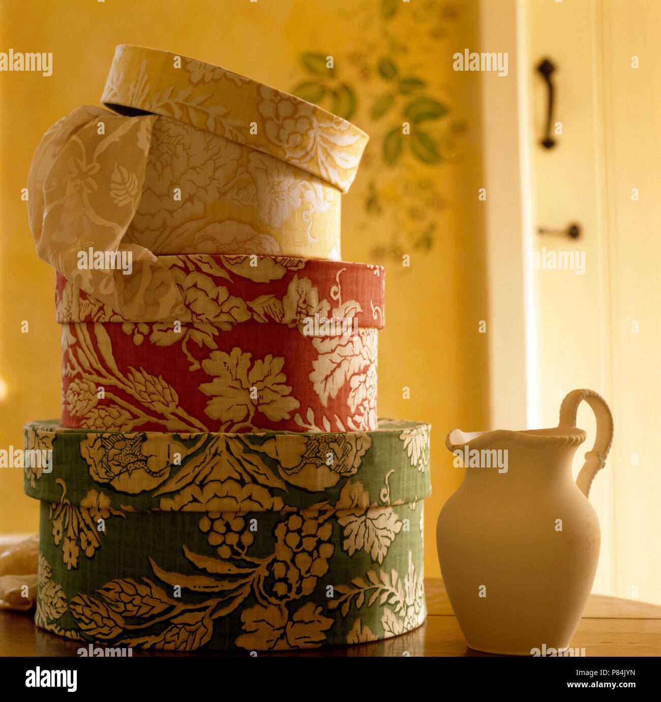 Hat Boxes High Resolution Stock Photography and Images - Alamy
