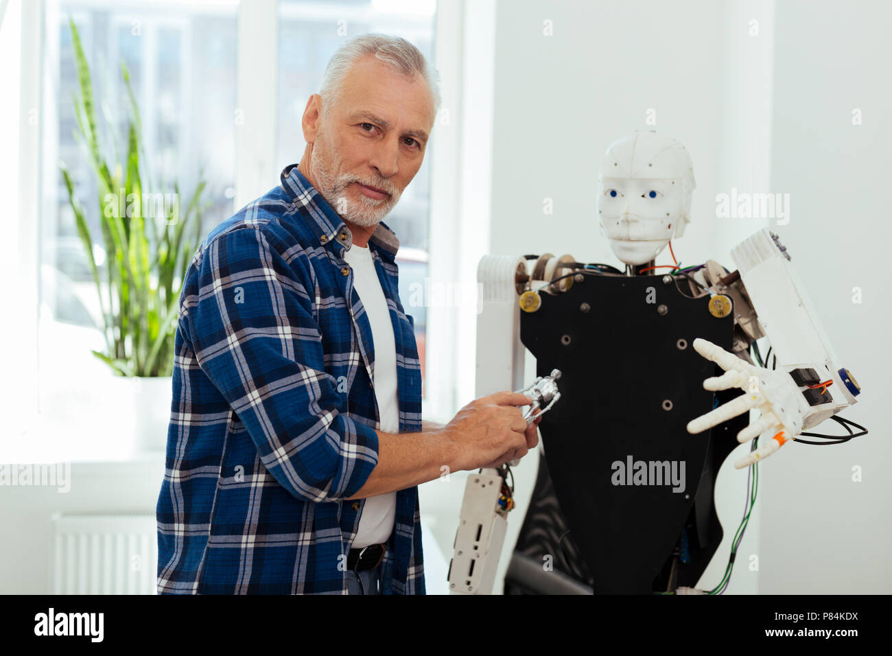 Tech engineer hi-res stock photography and images - Alamy