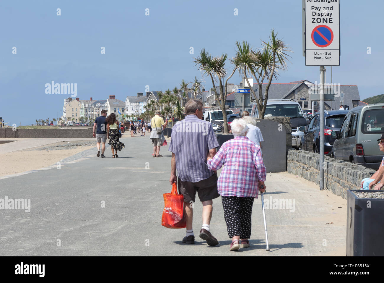 Marine wales hi-res stock photography and images - Alamy