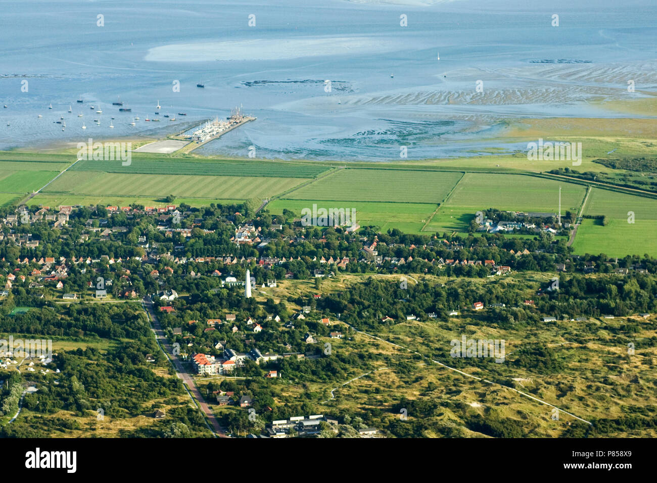 Luchtfoto van Schiermonnikoog; Aerial photo of Schiermonnikoog Stock ...