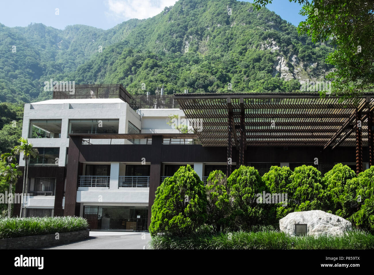 Tianxiang hotel hi-res stock photography and images - Alamy