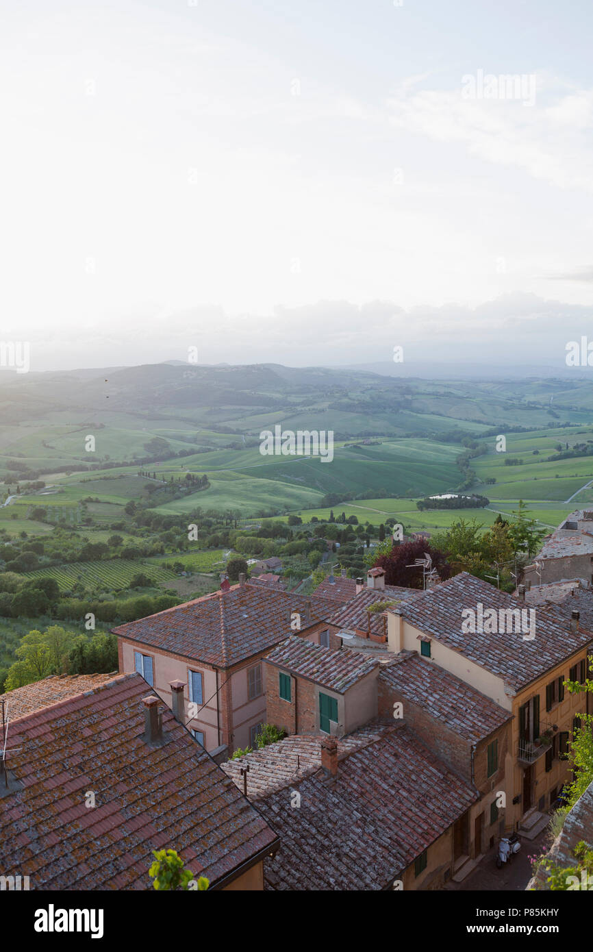 Tuscany window and view hi-res stock photography and images - Alamy