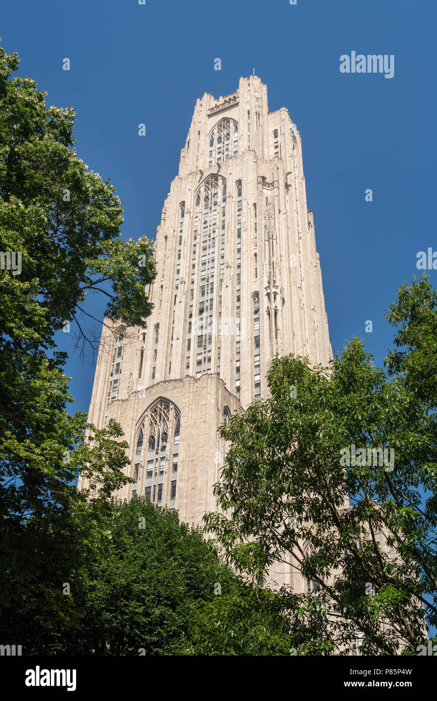 Cathedral of Learning building at the University of Pittsburgh Stock ...