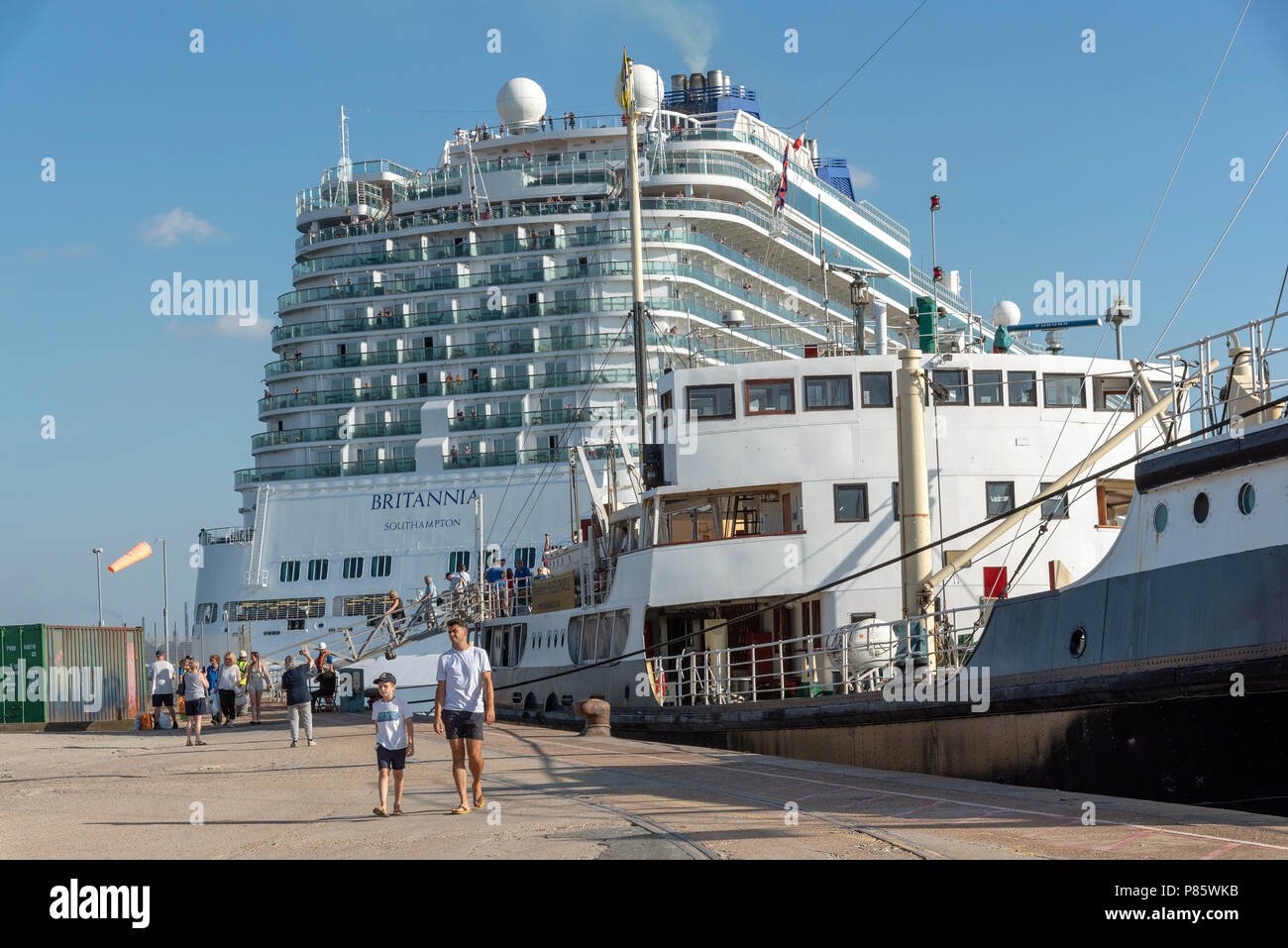 Ss britannia hi-res stock photography and images - Alamy