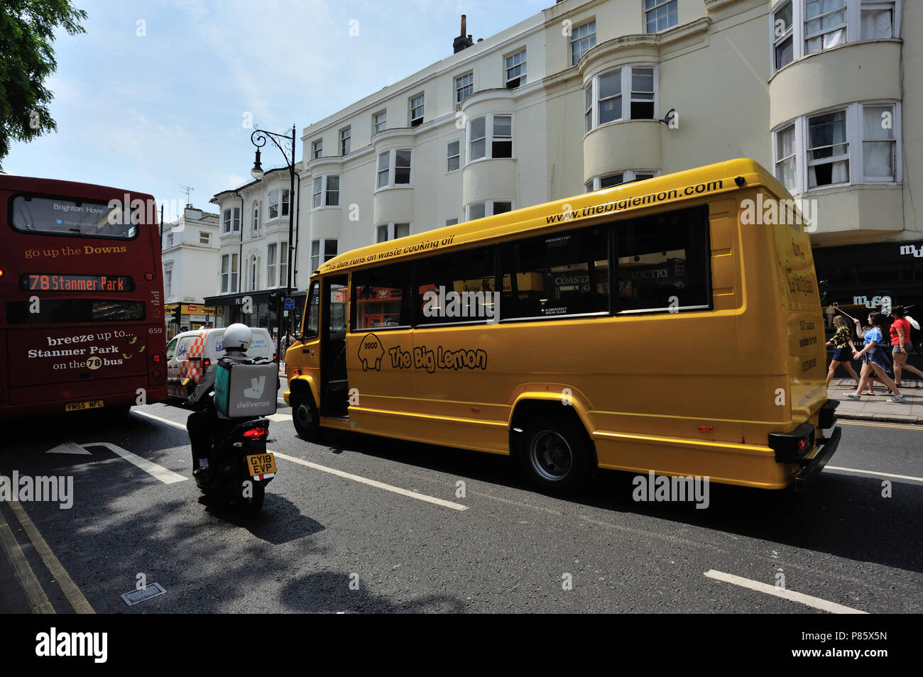 The Big Lemon bus in Brighton, English Seaside Town, Brighton & Hove ...
