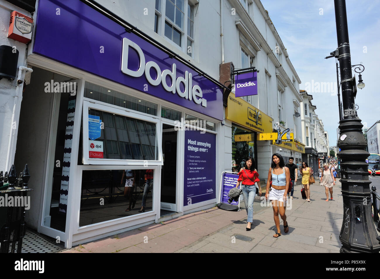 Doddle shop hi-res stock photography and images - Alamy
