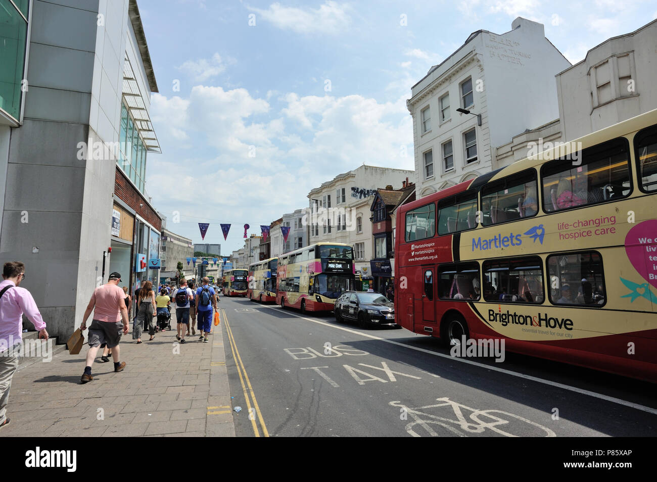 Street Scene in Brighton, English Seaside Town, Brighton & Hove, East ...