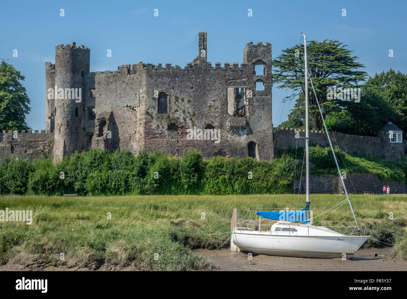 Laugharne wales hi-res stock photography and images - Alamy