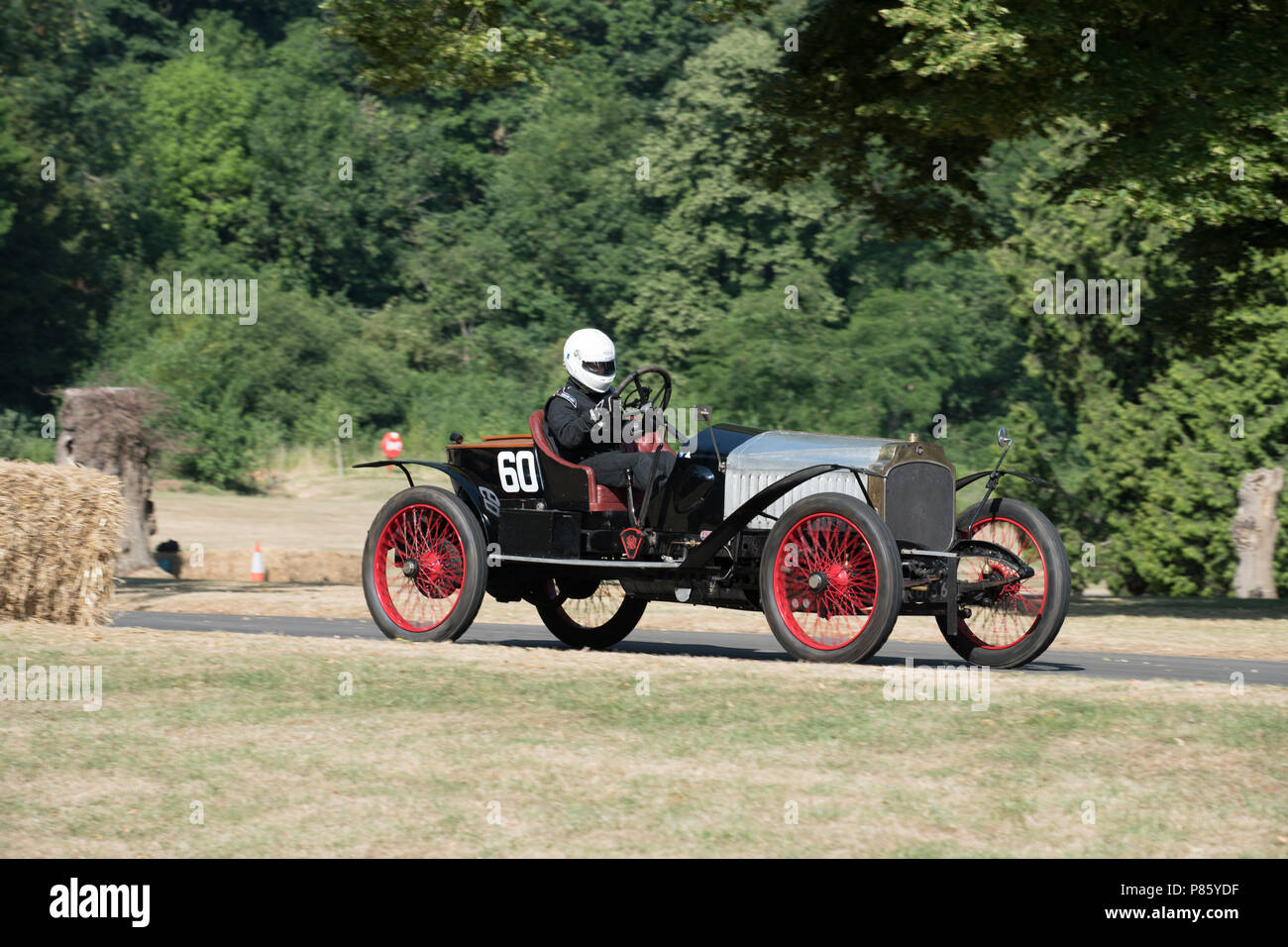 Classic car racing Stock Photo - Alamy