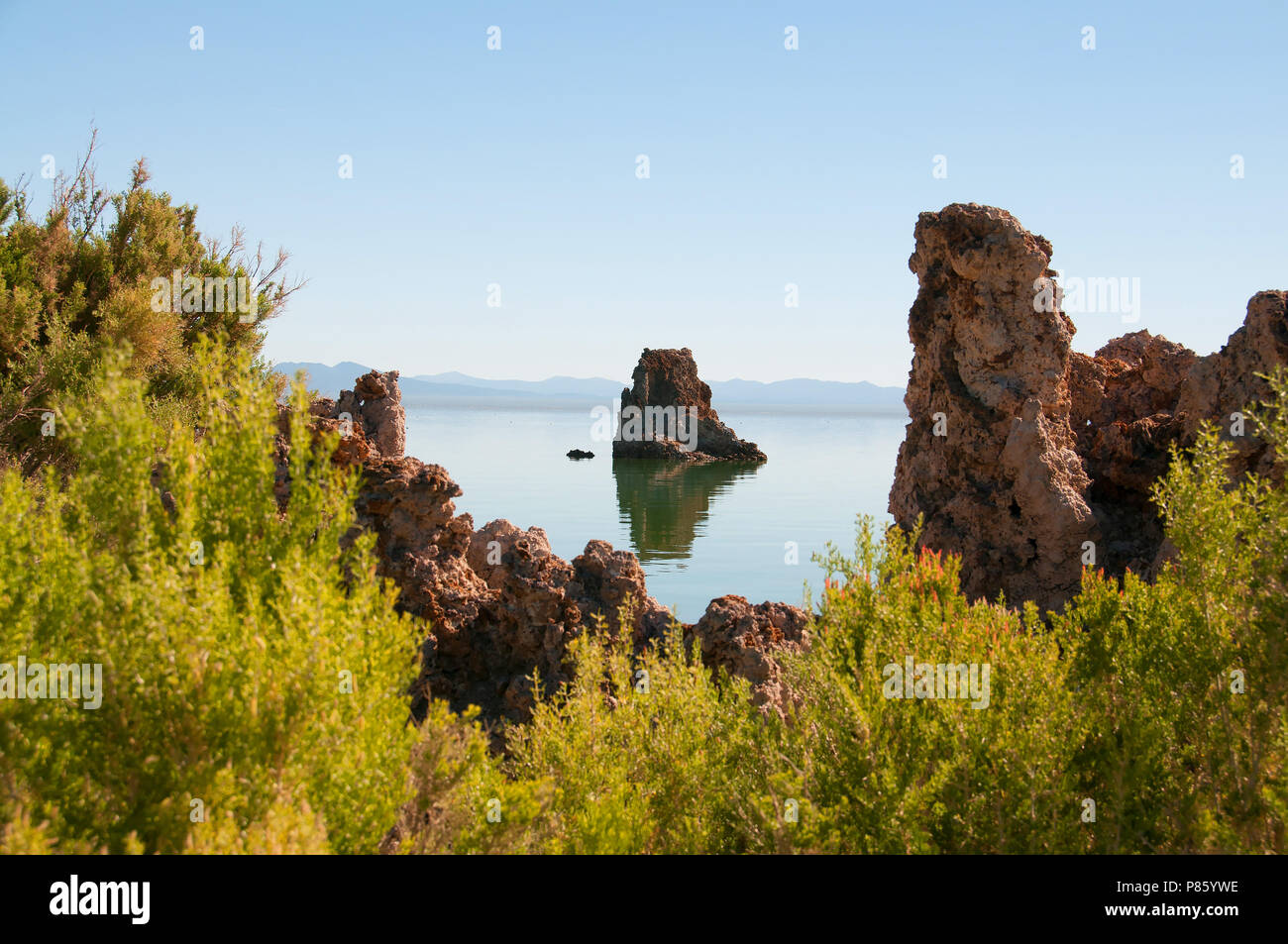 Mono Lake's most distinctive feature are the eerie tufa towers ...