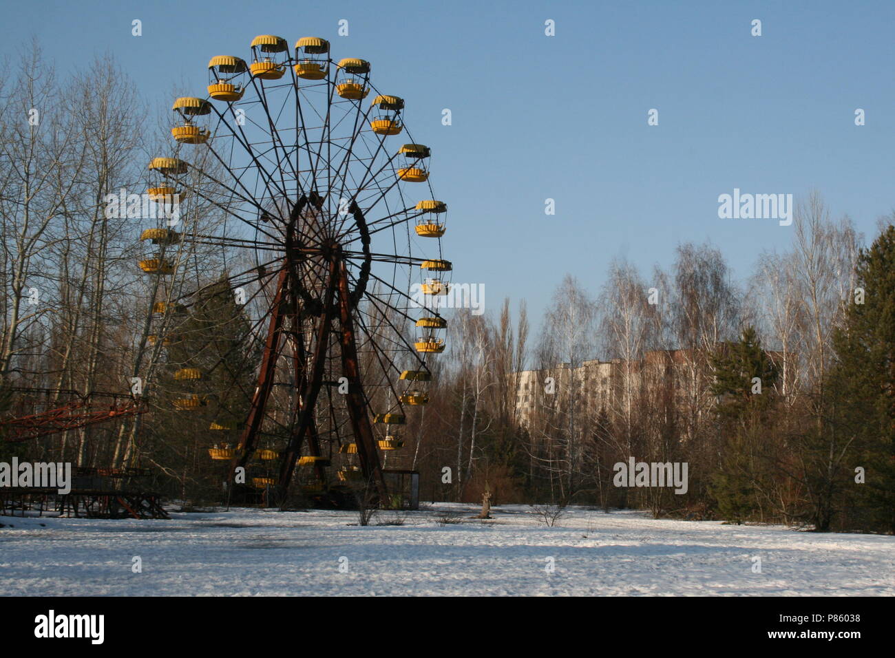 Ferris Wheel in the abandoned city of Pripyat - Inside the exclusion ...