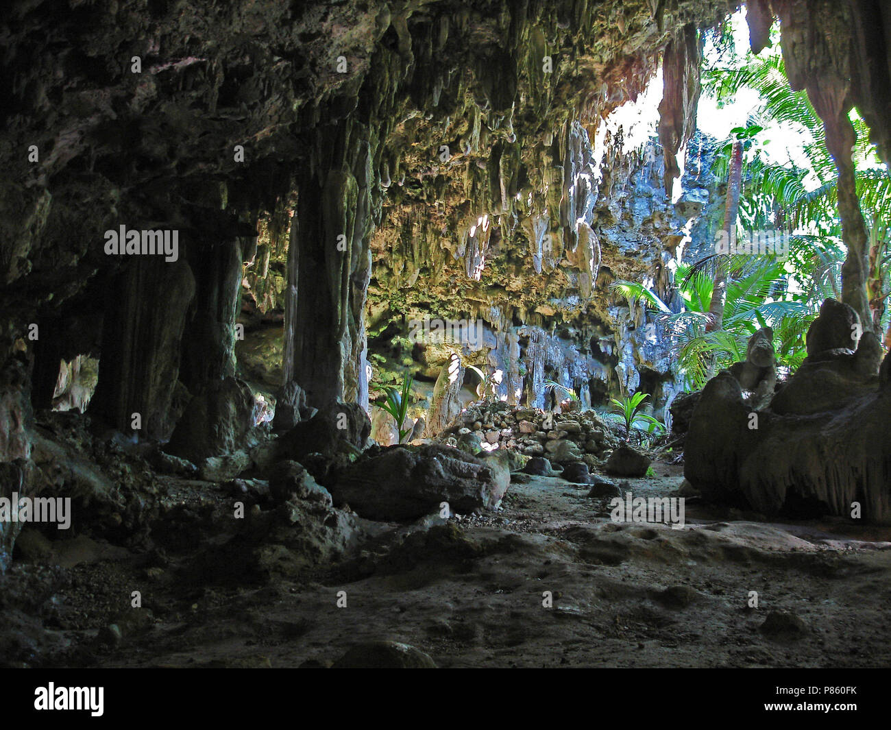 Atiu caves hi-res stock photography and images - Alamy