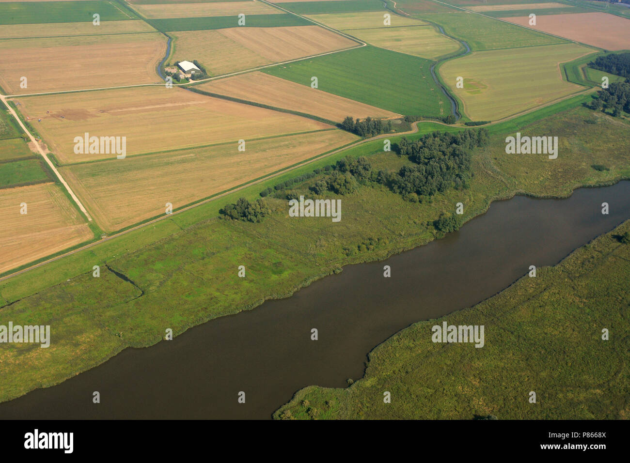 Rivier met uiterwaarden; River with floodplains Stock Photo - Alamy