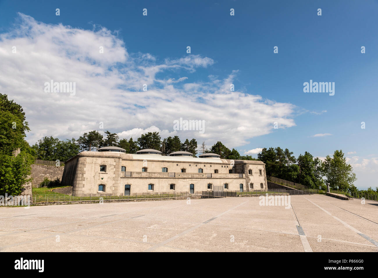 Mt bernadia lonza hi-res stock photography and images - Alamy