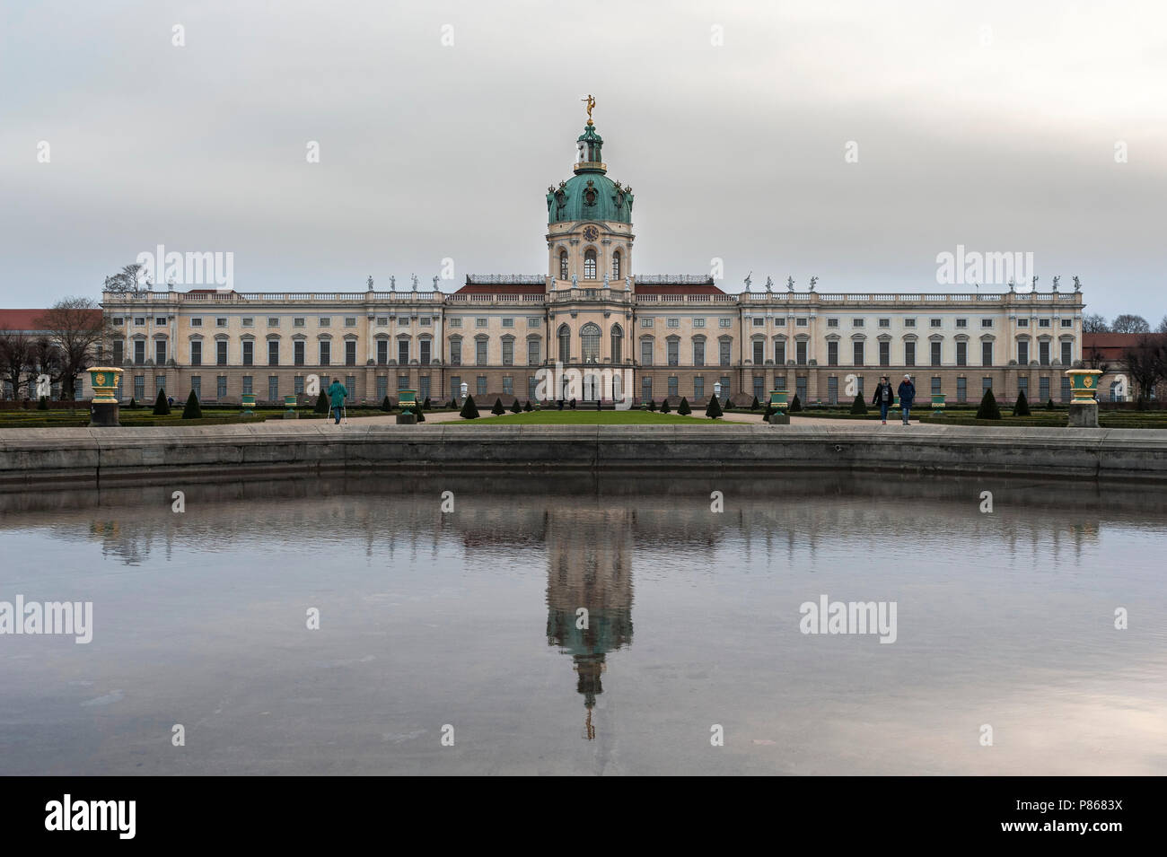 Rococo style gate hi-res stock photography and images - Alamy