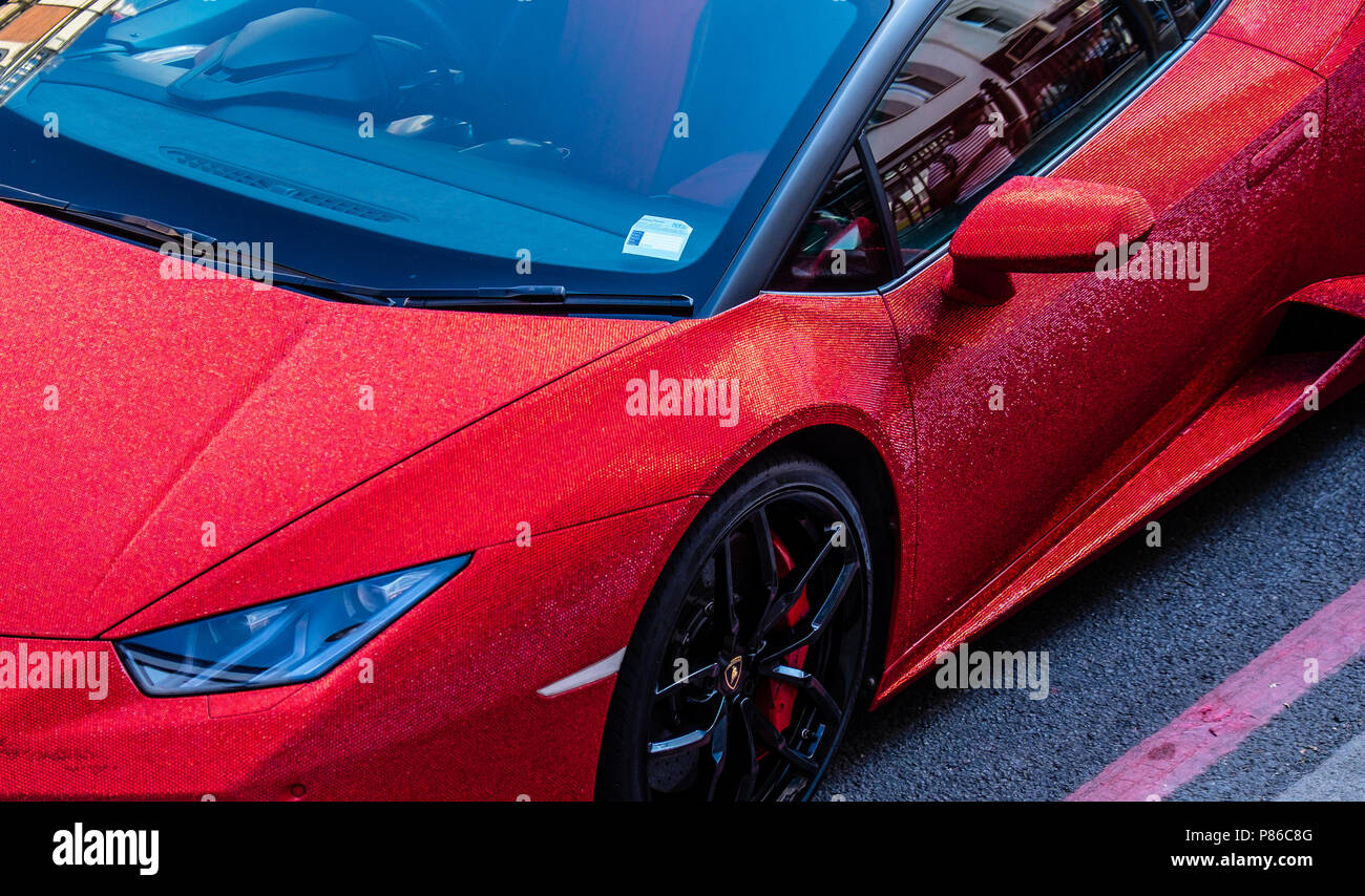 Red lamborghini hi-res stock photography and images - Alamy
