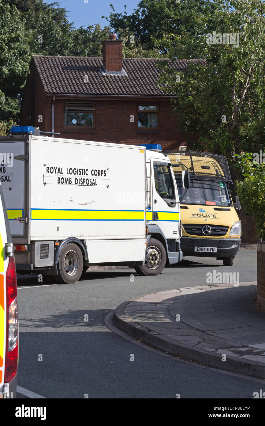 Firearms unit uk hi-res stock photography and images - Alamy