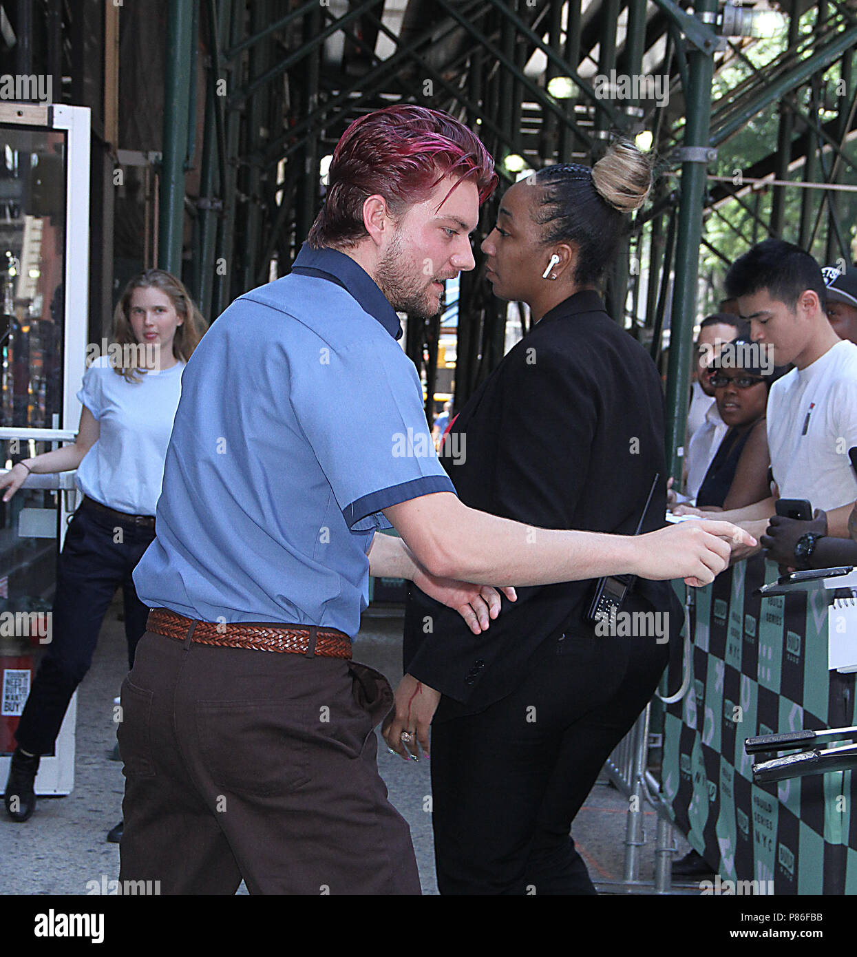 Tnt series hi-res stock photography and images - Alamy