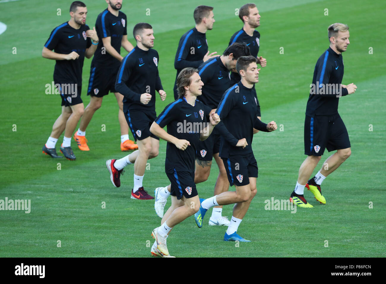 Luka modric training hi-res stock photography and images - Alamy