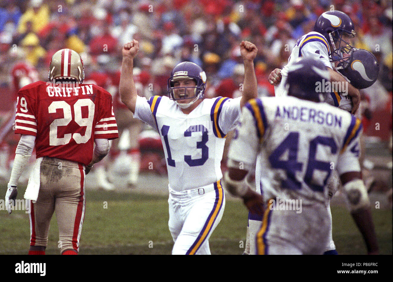 24 january 1988 hi-res stock photography and images - Alamy