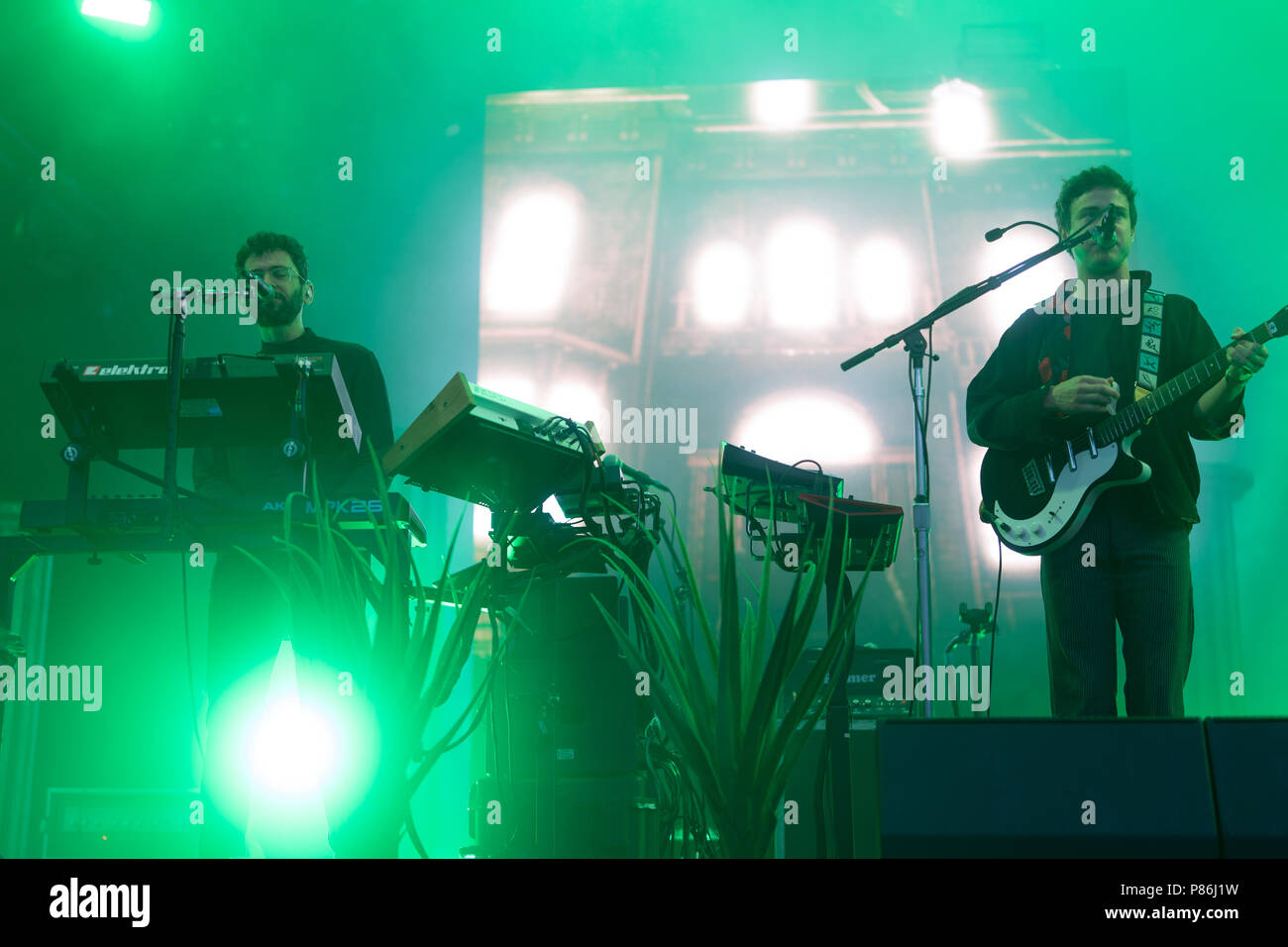 MGMT (Andrew VanWyngarden, right, and Benjamin Goldwasser, left ...