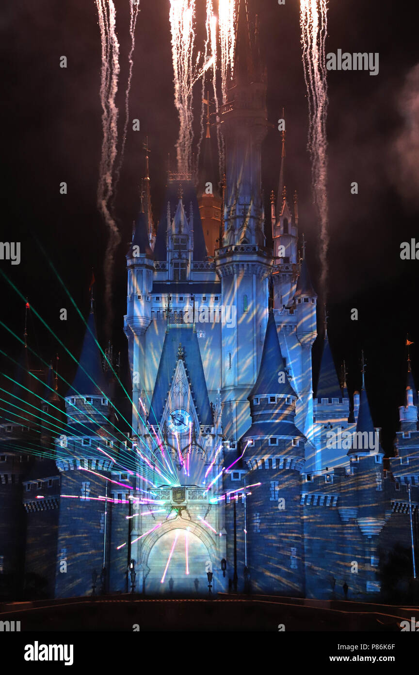 Tokyo, Japan. 9th July, 2018. Fire works are displayed above the ...