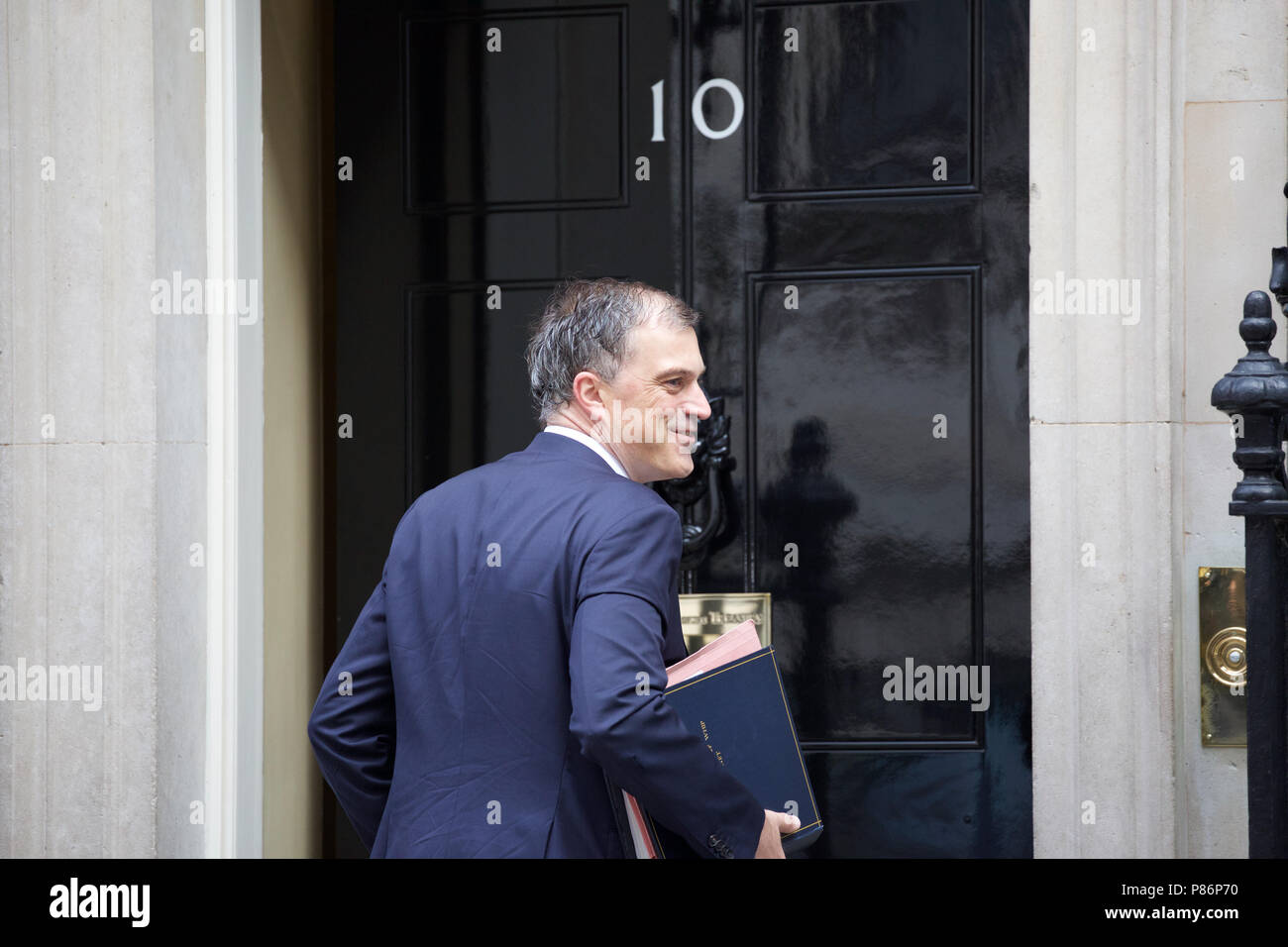 The rt hon julian smith mp hi-res stock photography and images - Alamy