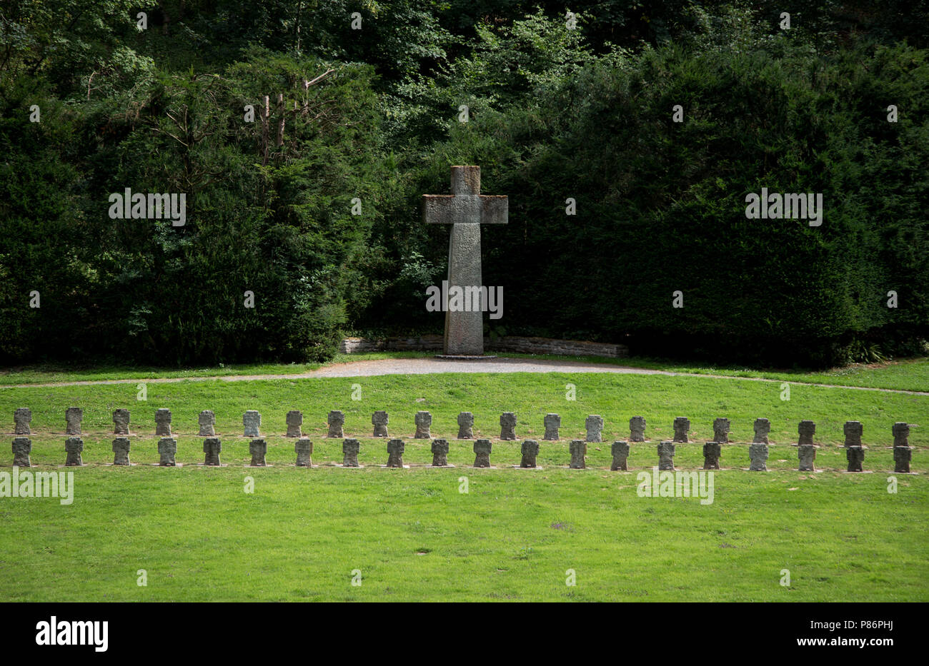 Bueren, Germany. 09th July, 2018. Crosses are set up on the ground of ...