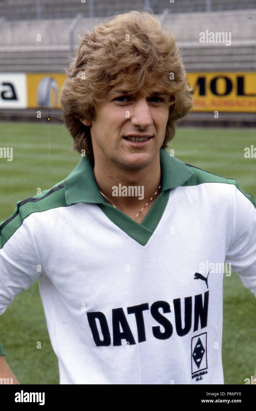Frank MILL, footballer, Borussia Monchengladbach, portrait, portraits ...