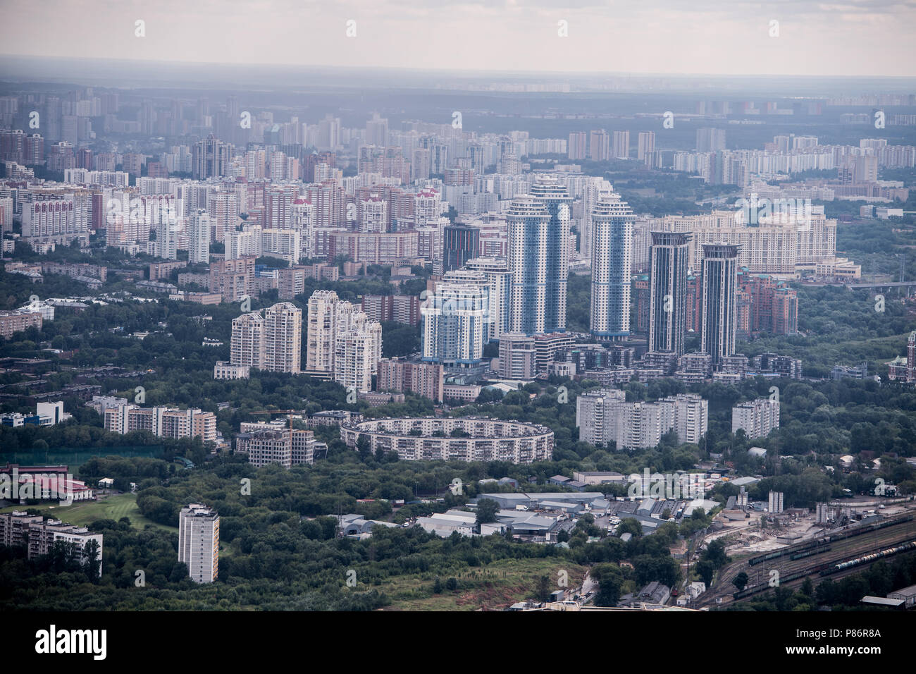 Moscow, Russland. 09th July, 2018. View from a skyscraper in the ...