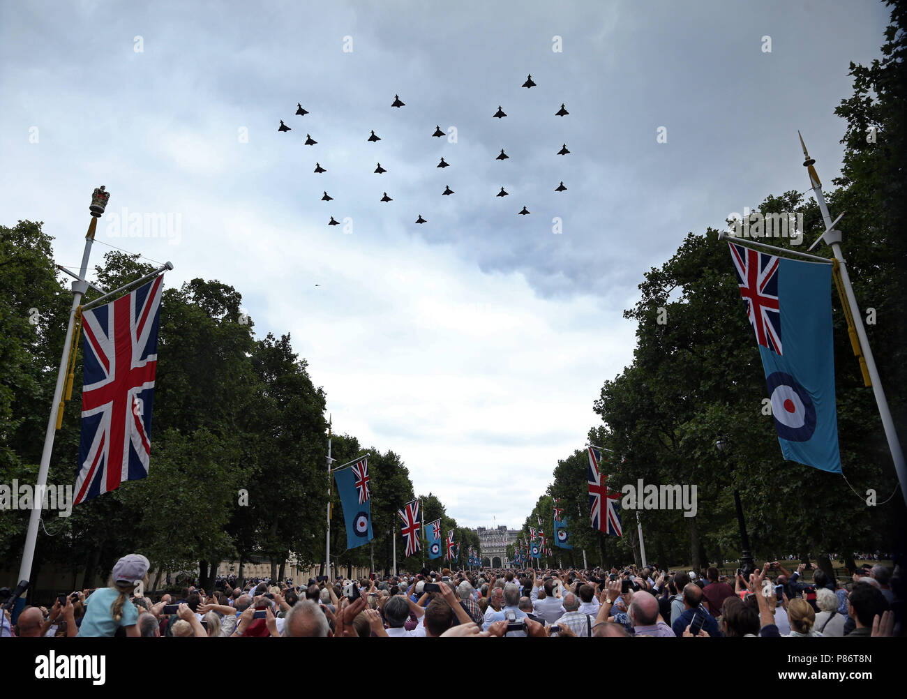 Formation of raf typhoons hi-res stock photography and images - Alamy