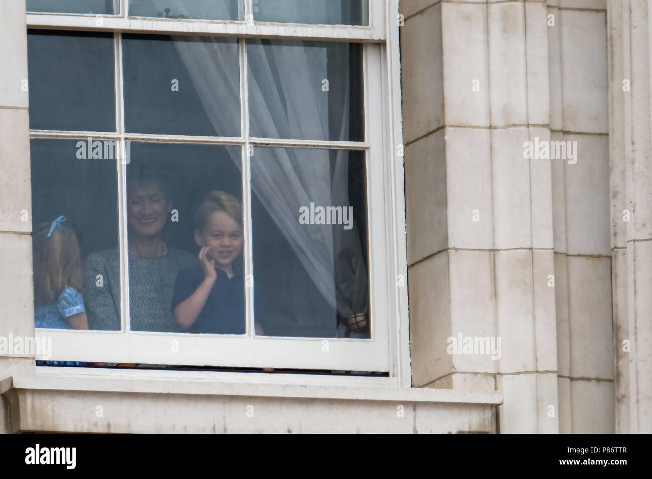 Prince george buckingham palace hi-res stock photography and images - Alamy