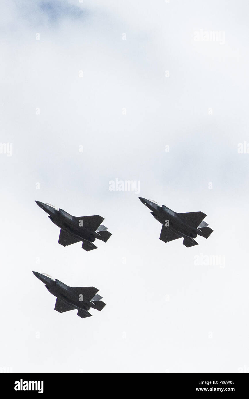 Lightning f 35 fighter jets hi-res stock photography and images - Alamy