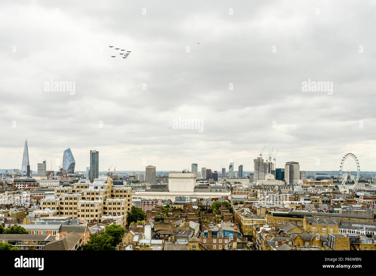 Flypast 100 raf aircraft over buckingham palace hi-res stock ...