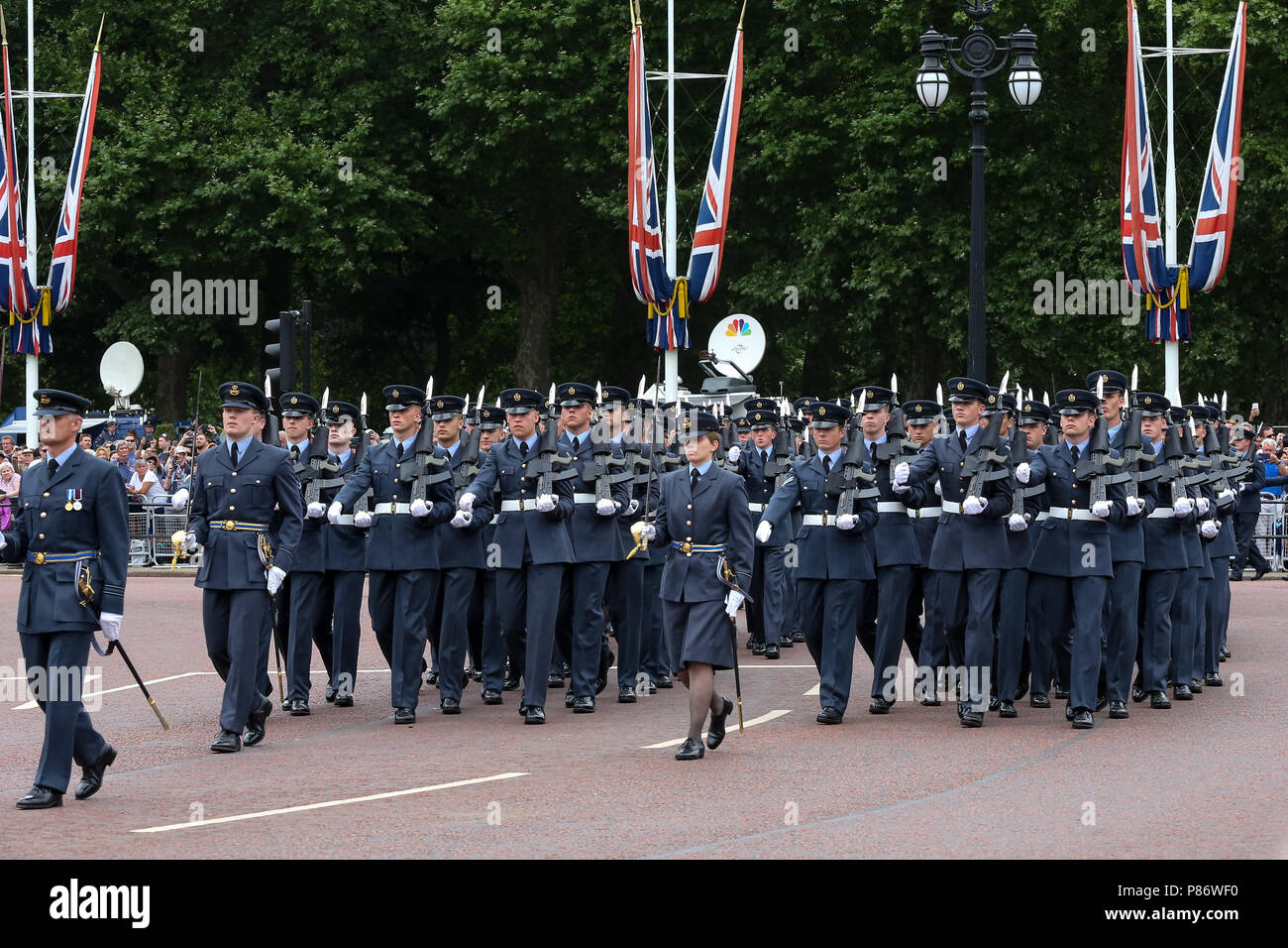 The Mall. London. UK 10 July 2018 - Hundreds of servicemen and women ...