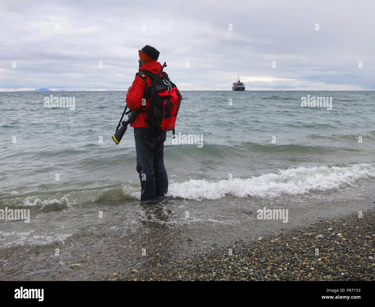 Expeditie cruise hi-res stock photography and images - Alamy