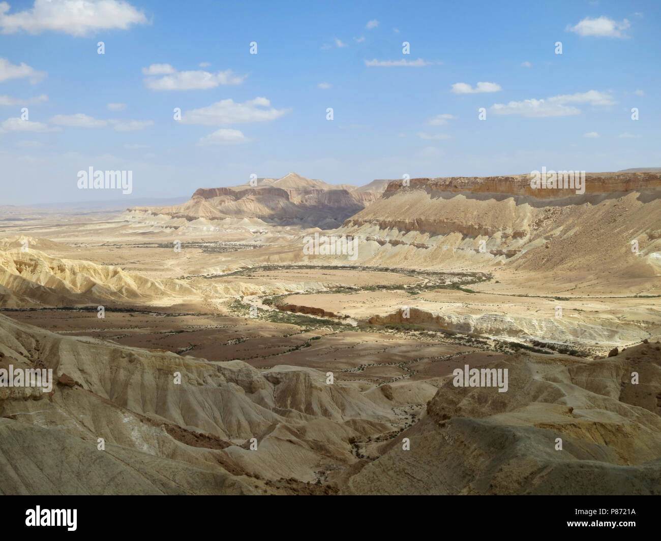 Wadi negev desert hi-res stock photography and images - Alamy