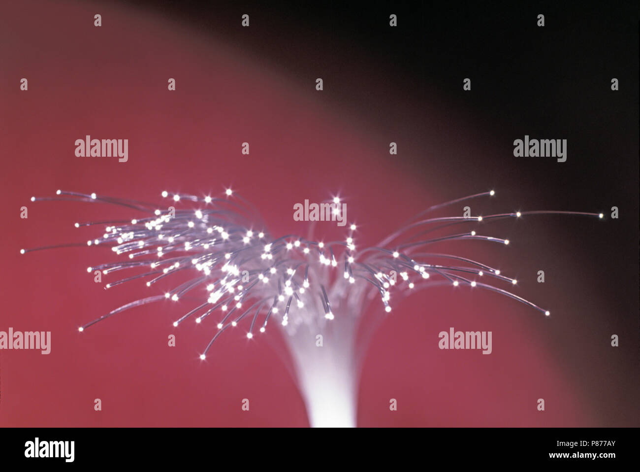 1990 HISTORICAL LIT TIPS OF FIBER OPTIC STRANDS (©KECK MAURER & SCHULTZ ...