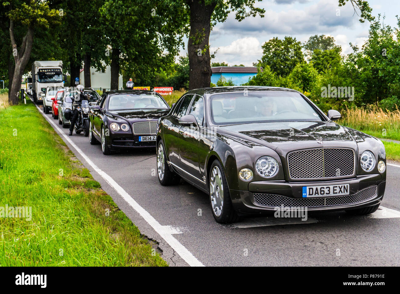 Bentley twin turbo hi-res stock photography and images - Alamy