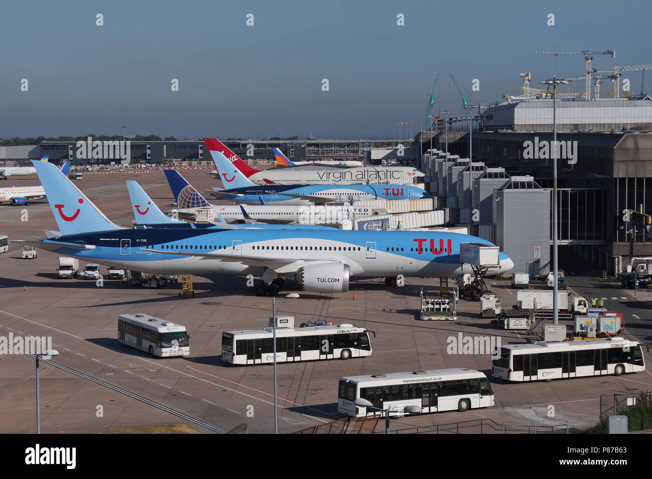 Tui Airplane High Resolution Stock Photography and Images - Alamy