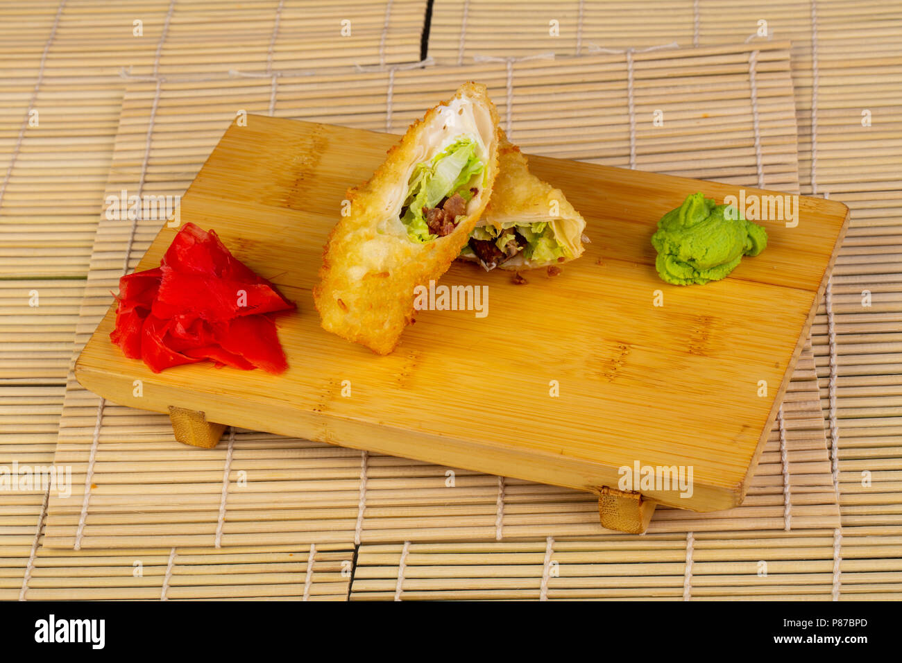 Delicious fried chicken spring roll Stock Photo - Alamy