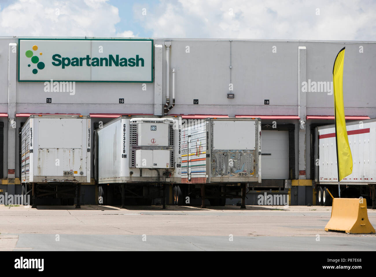 Spartan logo hi-res stock photography and images - Alamy