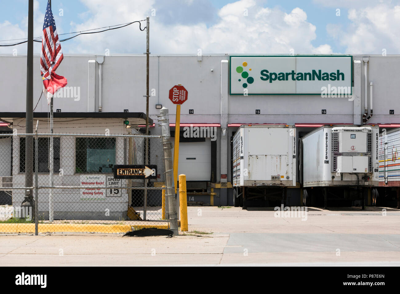 Spartan logo hi-res stock photography and images - Alamy