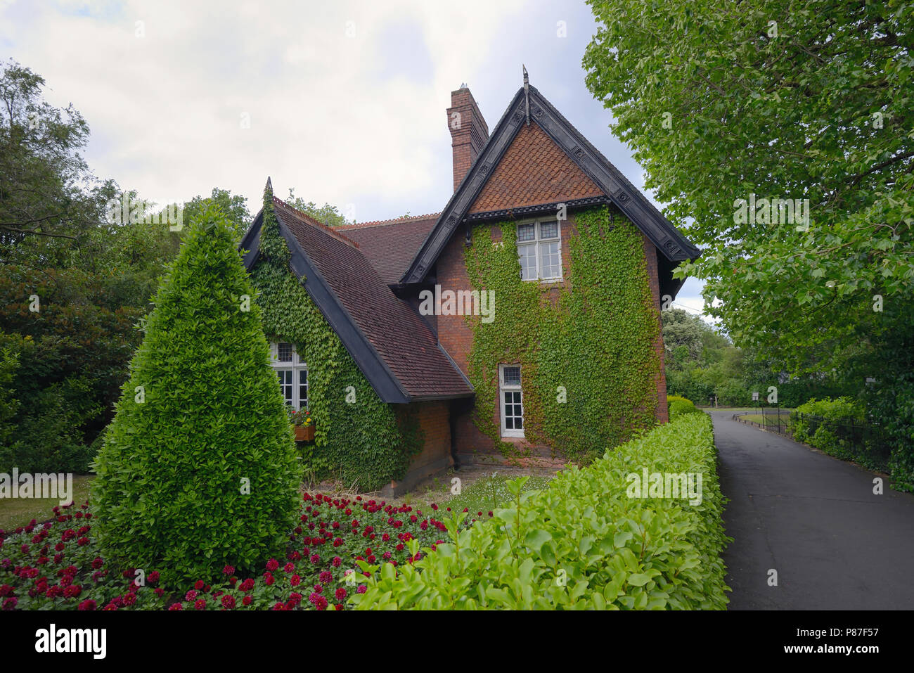 Irish house hi-res stock photography and images - Alamy
