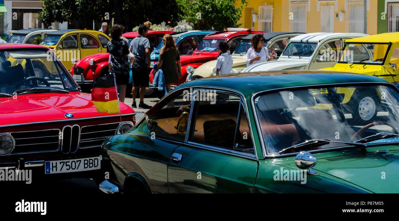 TORRE DEL MAR, SPAIN - JUNE 3, 2018 Old antique cars issued for ...